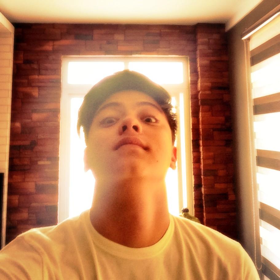 Fundo De Colagem De Daniel Padilla Para Twitter "🎸🎧🎼"
