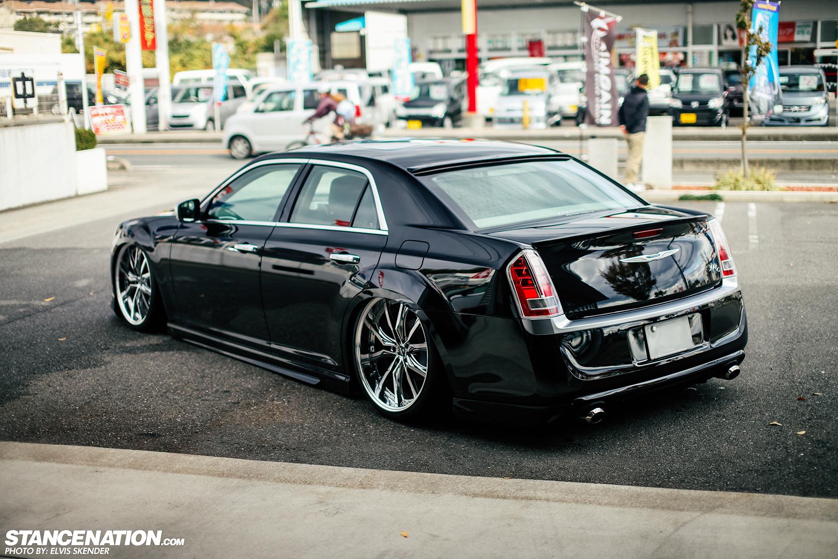 Stanced Chrysler 300