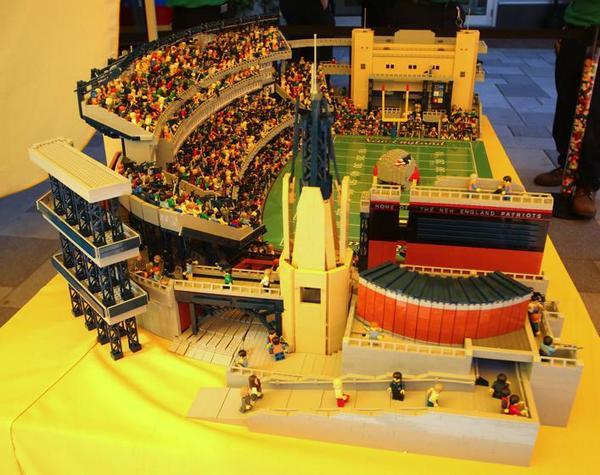 Legoland discovery center boston built a mini gillette stadium out of ...
