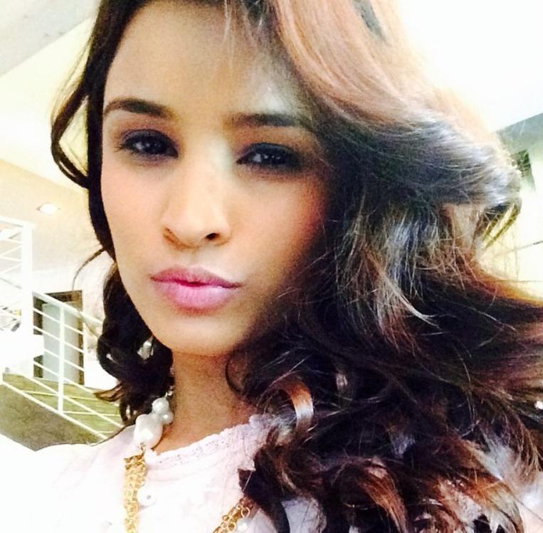 Team Chetna Pande on Twitter: "Selfie Queen 😘 @PandeChetna Shared On Instagram: ChetnaPande03 ...