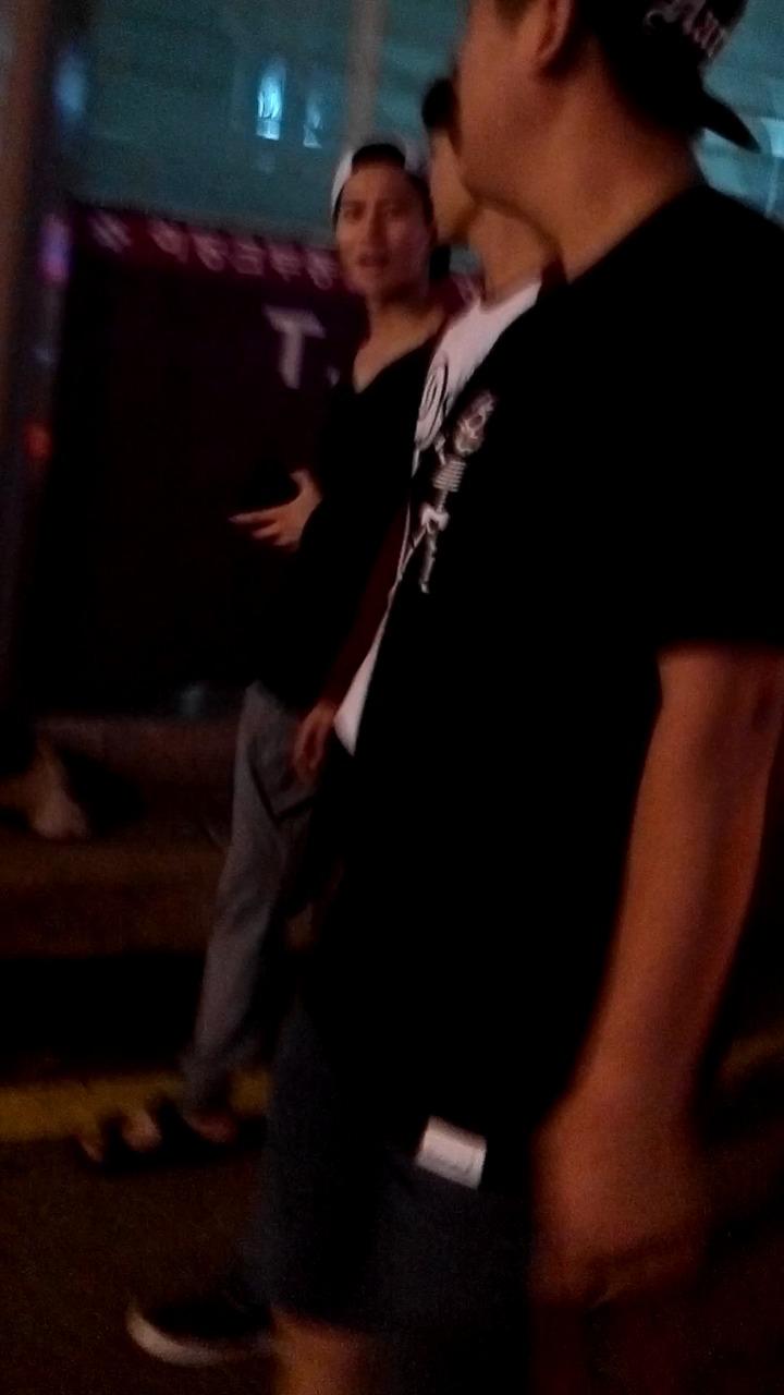 صور | 140826 كاي و تيمين في الليلة الماضية | Exo Arab Fans