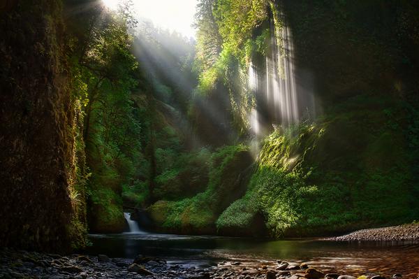 Stormcry grotto wallpaper