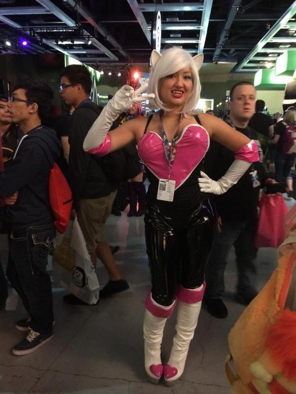 Rouge The Bat Costume