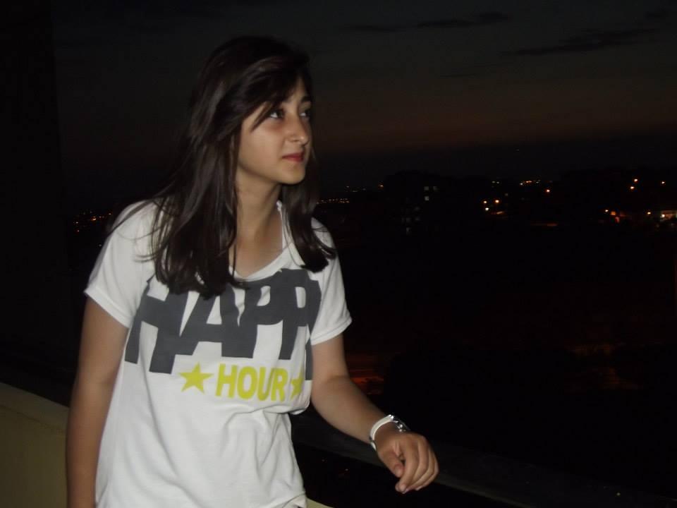 kübra akarsu on Twitter: "MUTLULUK mu? o bahsettiniz şey sadece tişörtlerimin üstünde yazar bize ...