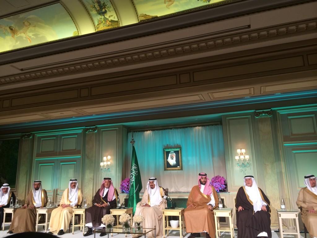 بدر العساكر Bader Al Asaker On Twitter لقاء ولي العهد بمبتعثي فرنسا