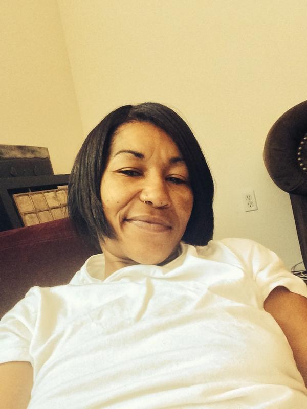 Leslie Burrell's Instagram, Twitter & Facebook on IDCrawl