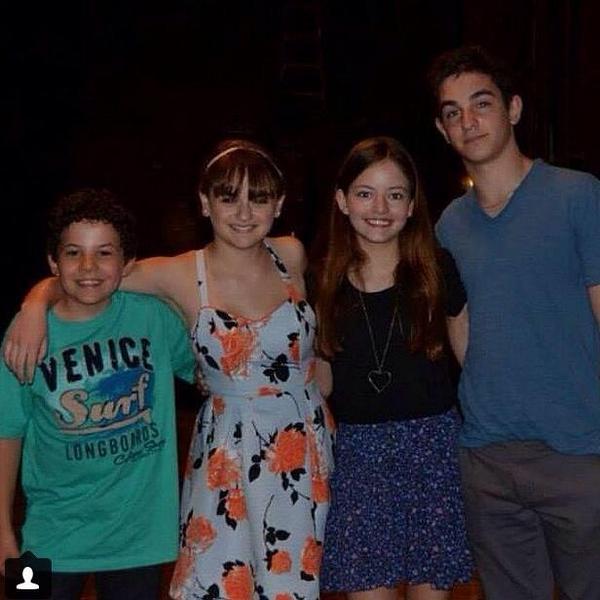 Willow Shields And Mackenzie Foy