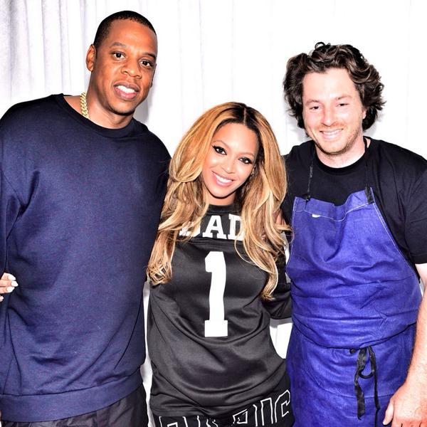 Bey and Jay backstage with their personal chef in Paris | Lipstick Alley