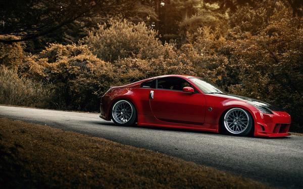 Red 350z Stance