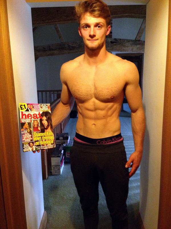 Tom Kemp, 21 from Essex wants to win heatTorsoContest! Give him a hand ...