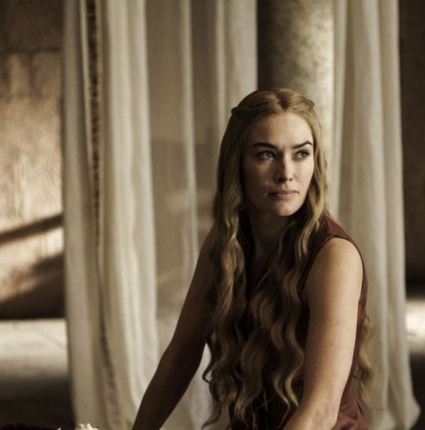 WOW! First pics of GameOfThrones Cersei's full frontal nudity scene ...