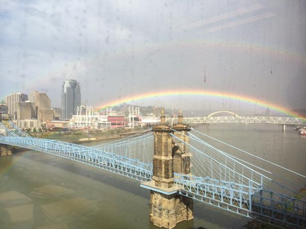 AMAZING PHOTO of a ♪♫ double rainbow all the way across the sky ...