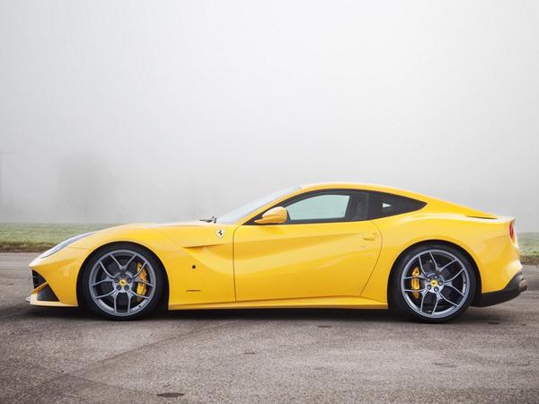 Ferrari F12 Yellow