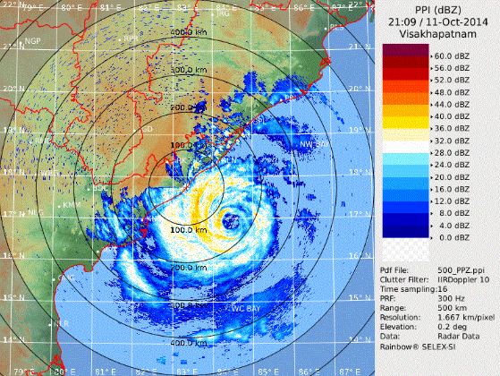 Seemorerocks: Cyclone approaches Andhra Pradesh, India