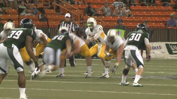 Laser pointer makes its appearance at college football game : r/CFB