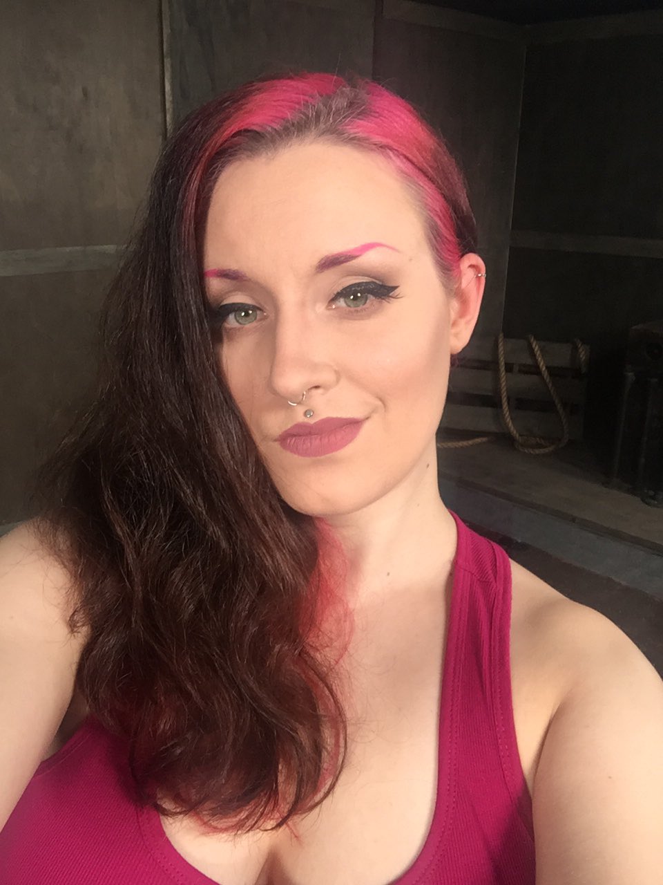 Tw Pornstars Iona Grace Twitter Shooting With Hardtied Today 10