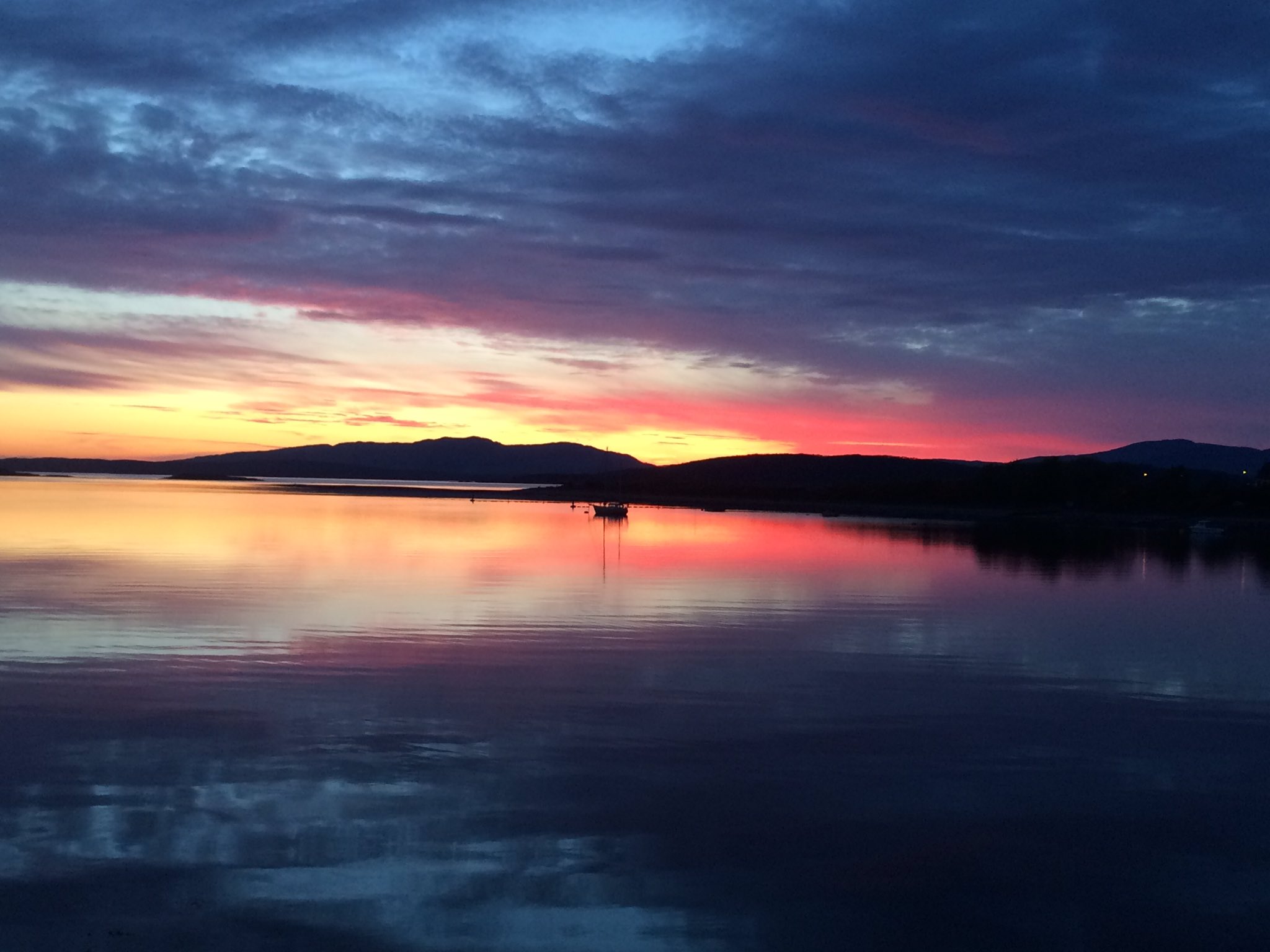 Moira Newiss on Twitter: "Sunset last night at Connel.…