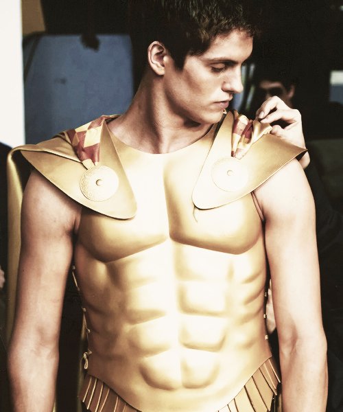 Daniel Sharman Ares