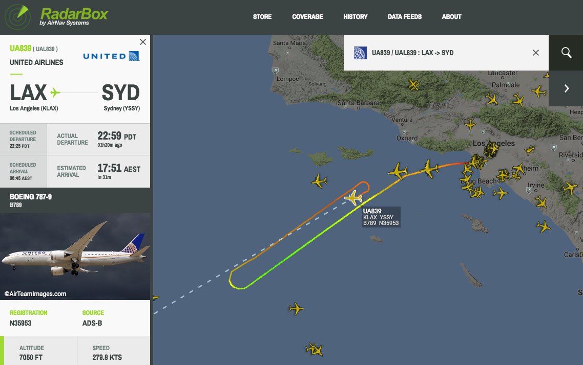 AIRLIVE on Twitter: "LIVE United Dreamliner #UA839 to Sydney is entering holding pattern before ...