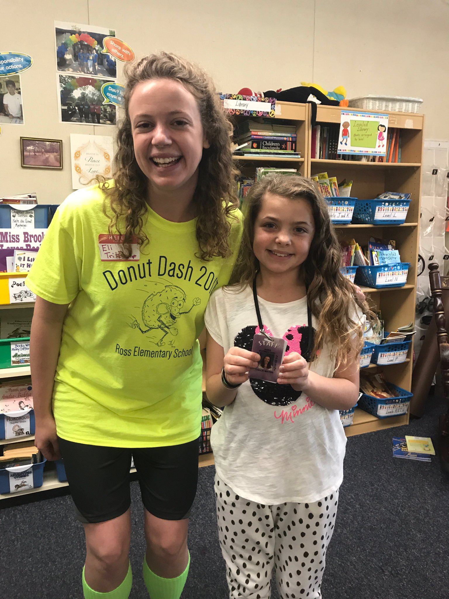 Ross Elementary On Twitter Dress Like A Teacher Today Switchitupday