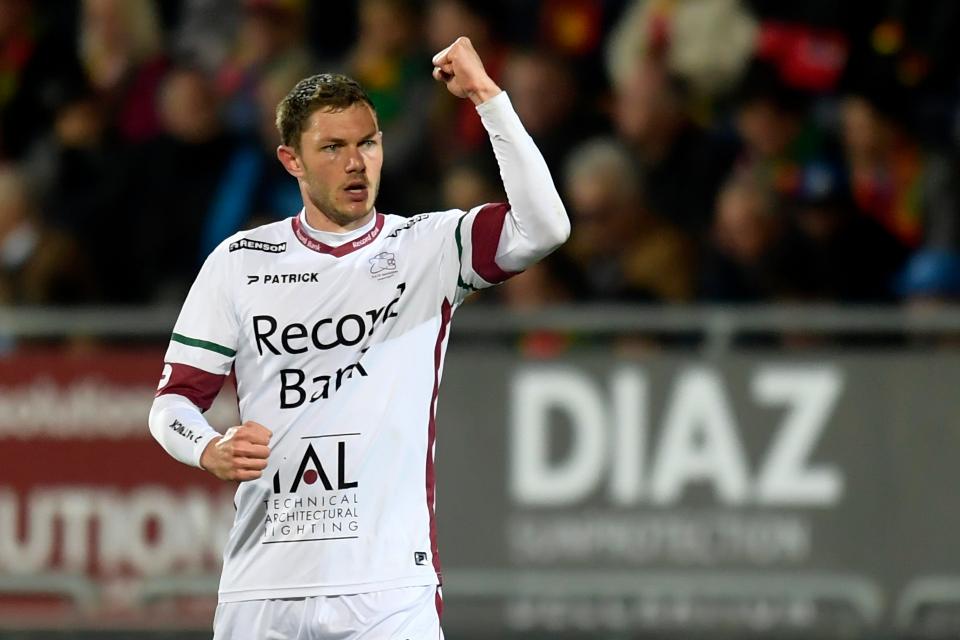 Danish right back Henrik Dalsgaard set for move to England | The Sun ...