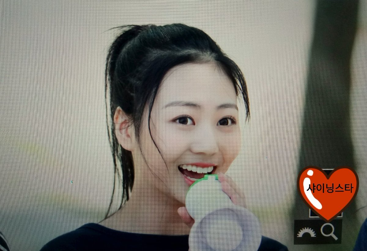 샤이닝스타-채현 (@Chaehyun_kr) | Twitter 샤이닝스타-채현 (@Chaehyun_kr) | Twitter