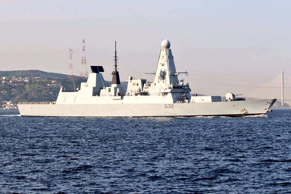 Daring class type 45 guided missile destroyer hms daring is equipped ...