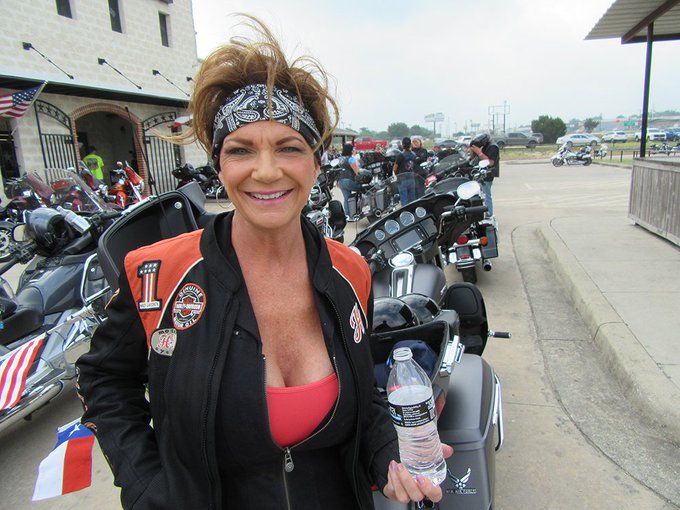 Tw Pornstars Deauxma ™ Pictures And Videos From Twitter