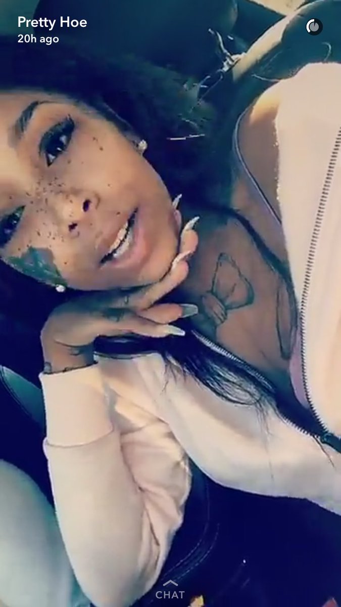 🤑🤑 on Twitter: "buggin…