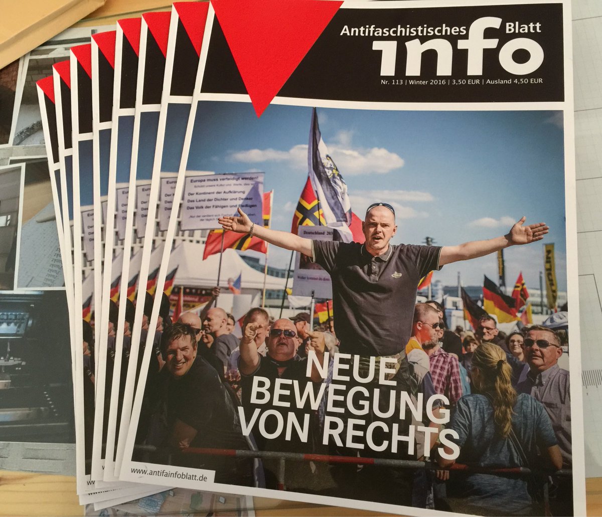 Tweets by @Herr_Samsa / December 22nd, 2016