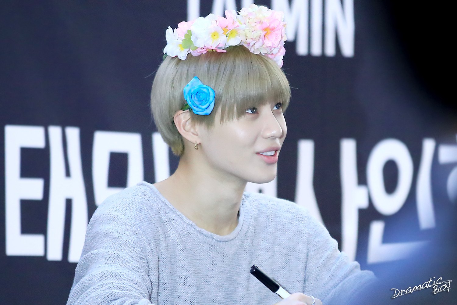 pannchoa on Twitter: "[link in our bio] Taemin is both oppa and dongsaeng with his non-changing ...