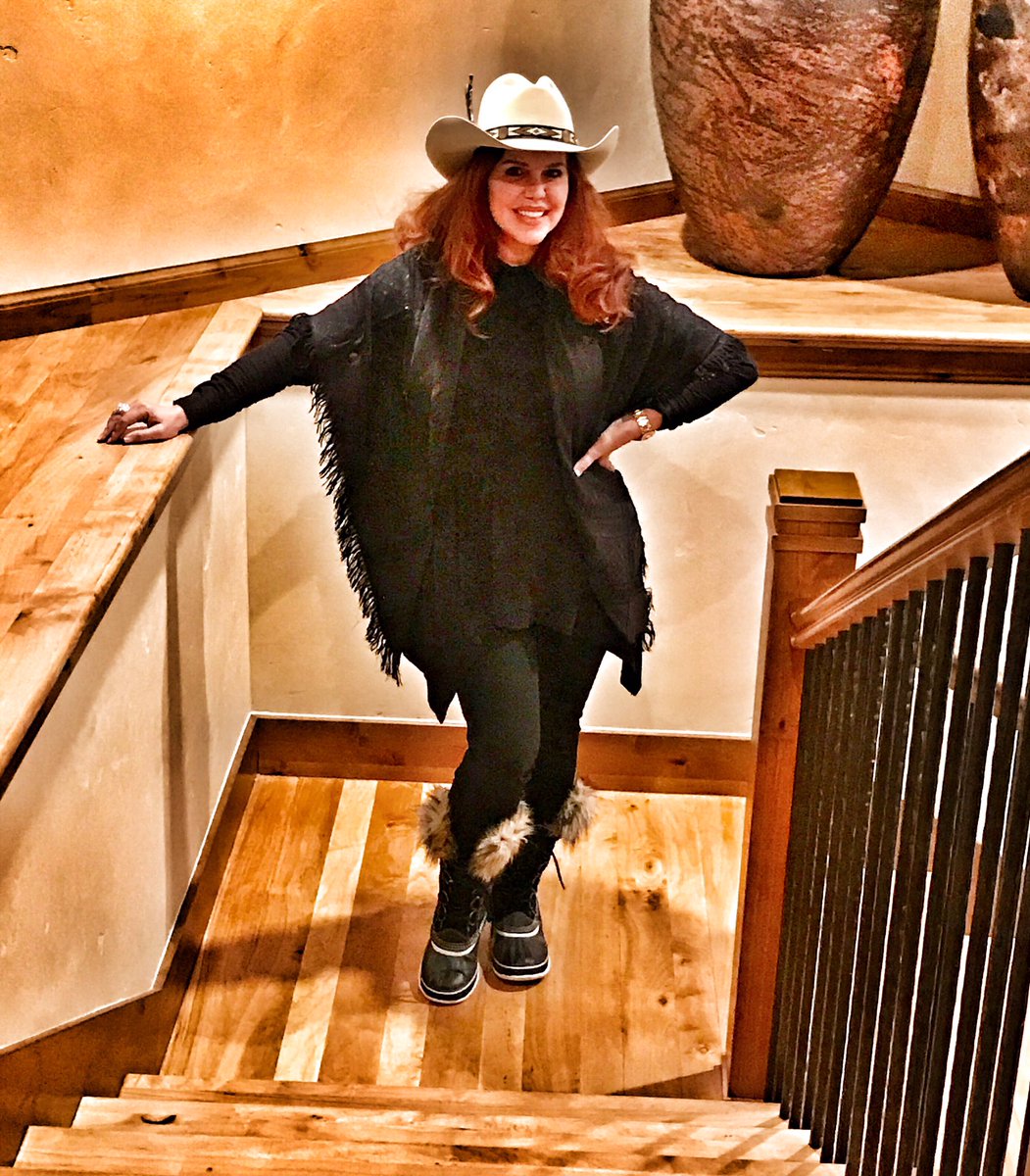 Sábado en aspen (por si acaso,la piel de las botas es falsa fauxfur ...