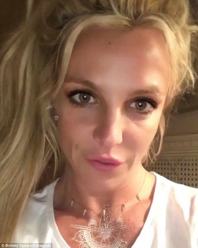 Daily Mail Celebrity On Twitter Britney Spears Shares Her Love For