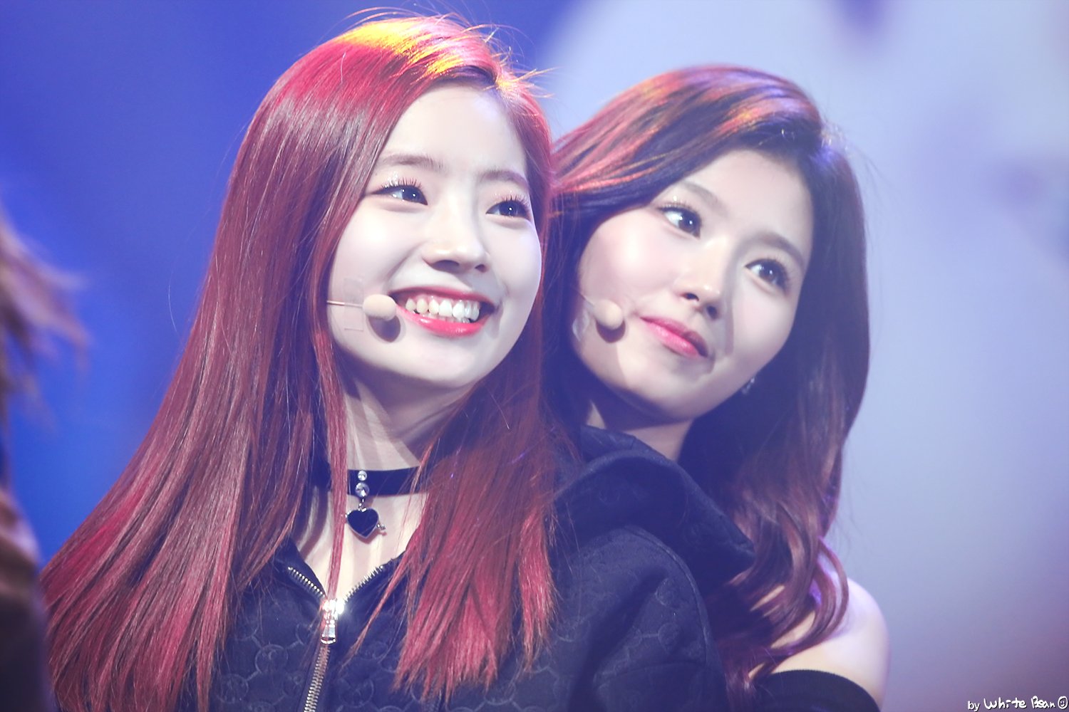 [170122] DaNa (Dahyun x Sana) New Photo @ TWICE Super Card Event by ...