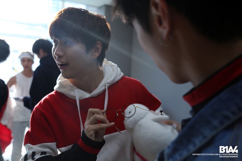 Official_B1A4 on Twitter: "[OFFICIAL] B1A4 Official Fancafe Diary Update - B1A4 3RD Album ‘GOOD ...