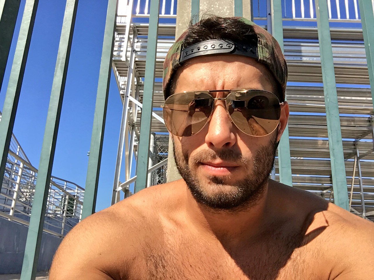 Diego Sans On Twitter Let The Beach Pool Day Commence Holdmycalls Fuckoff…