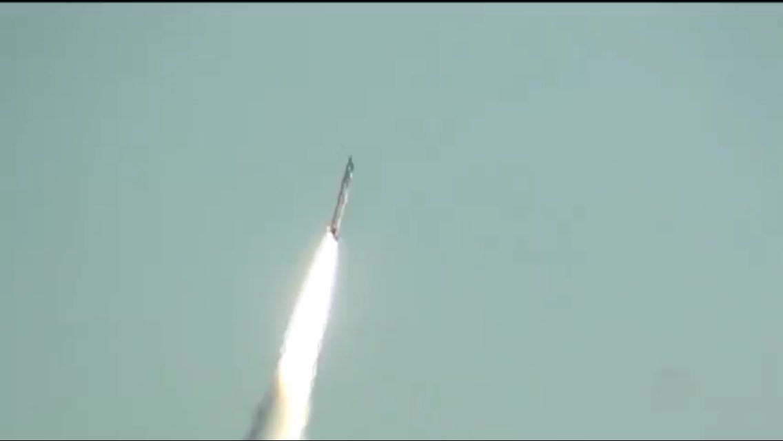 SS-520 4 号機の打ち上げを見守る人々（2017/01/15 打ち上げ再設定編）※上から古い順です。 (2ページ目) - Togetter