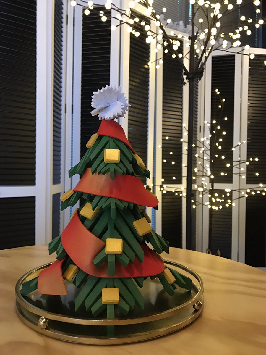 How many Clashmas trees did you get in total this year? pic.twitter.com ...