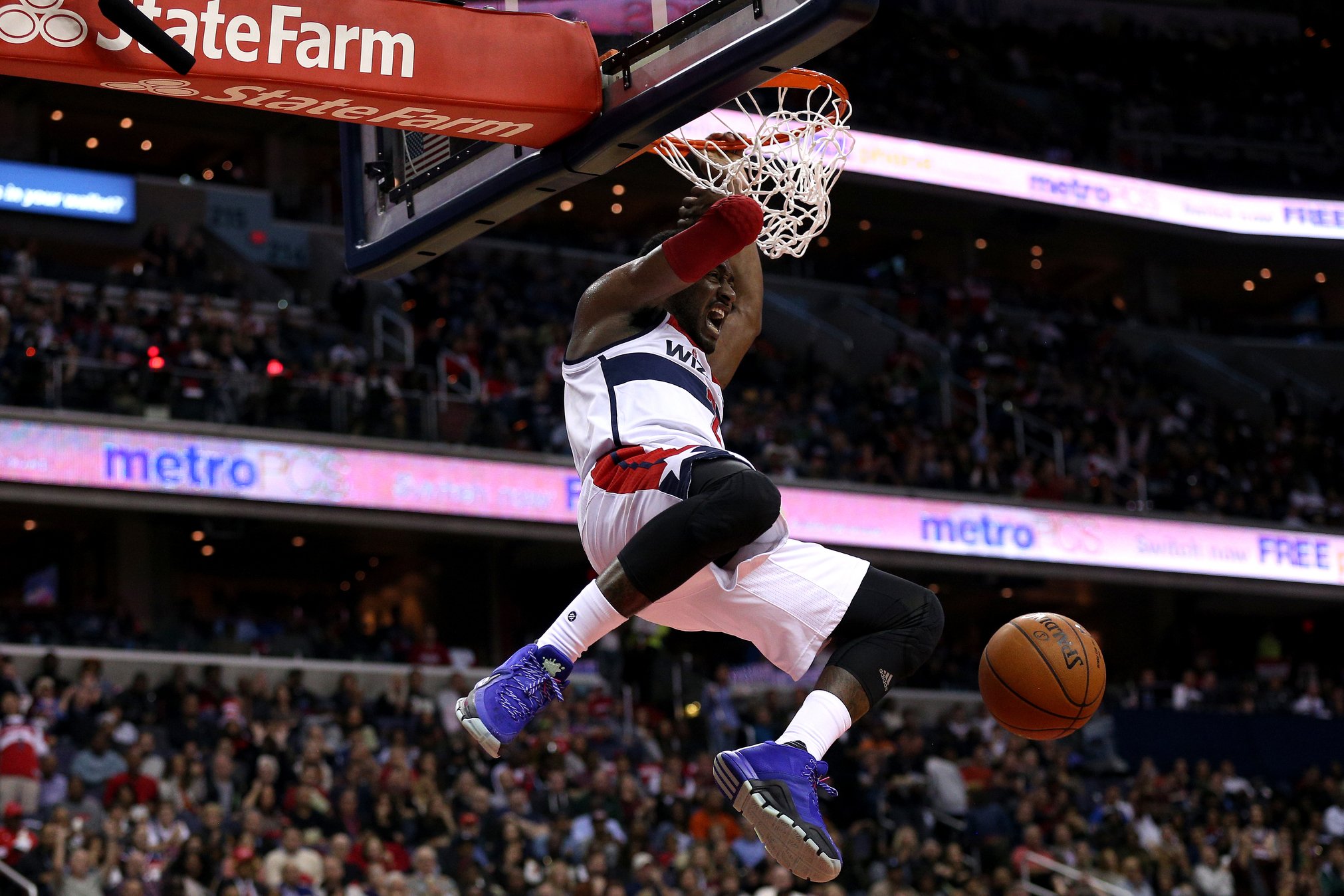 超誇張！John Wall的極速傳說，一放絕塵！ | 籃球風暴 | 籃球地帶 - FanPiece