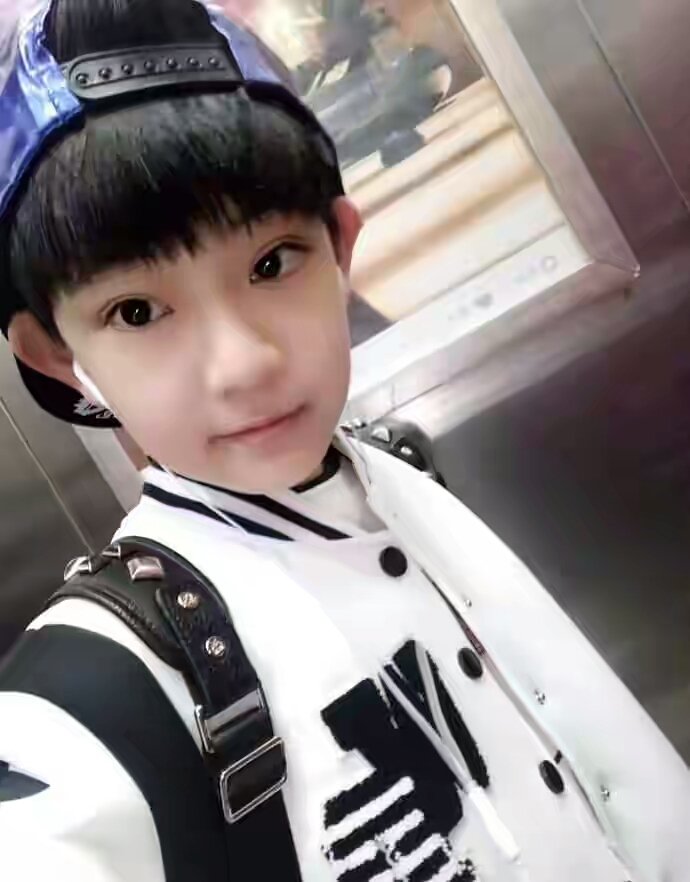 YHBOYS Brazil on Twitter: "[#YHBOYS] Primeiro Membro, Zhang MingHao, Nasceu dia 6 de Novembro de ...