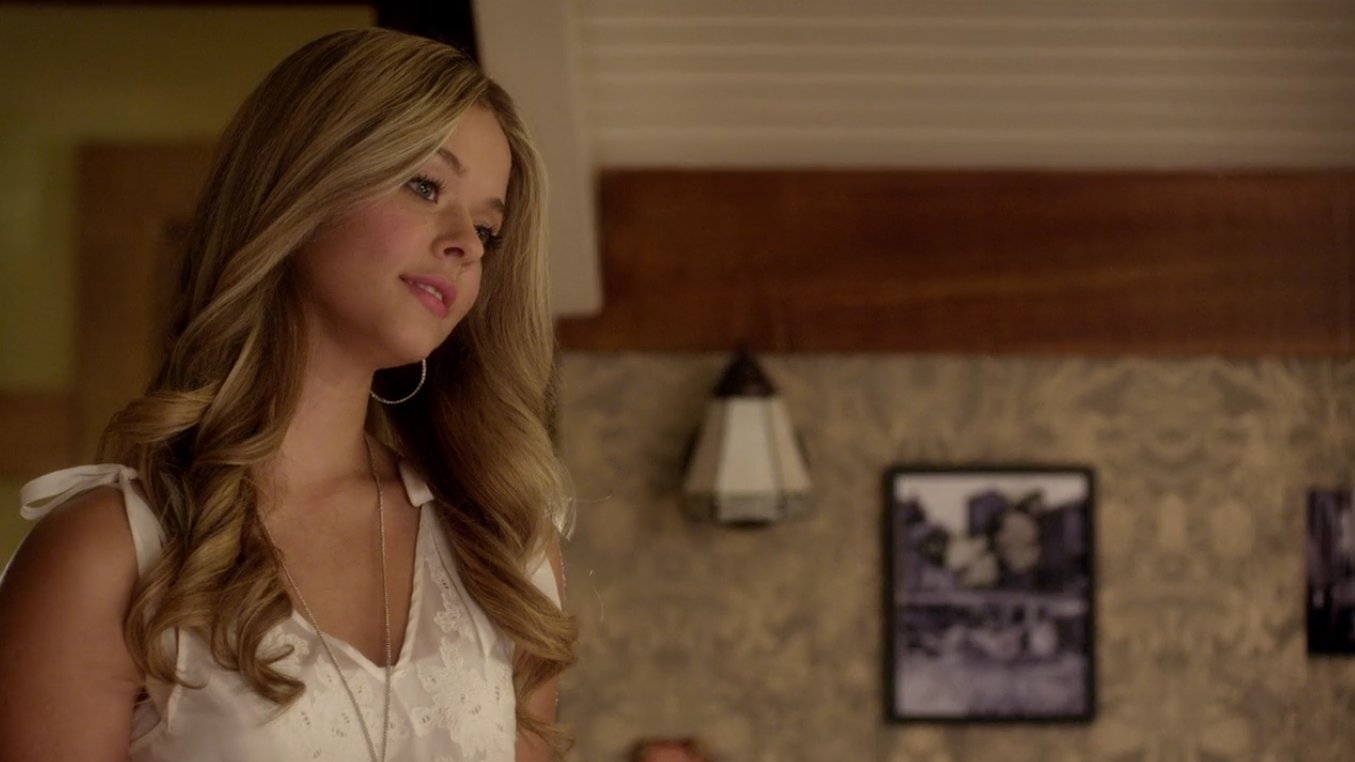 Pretty Little Liars Season 3 Photoshoot