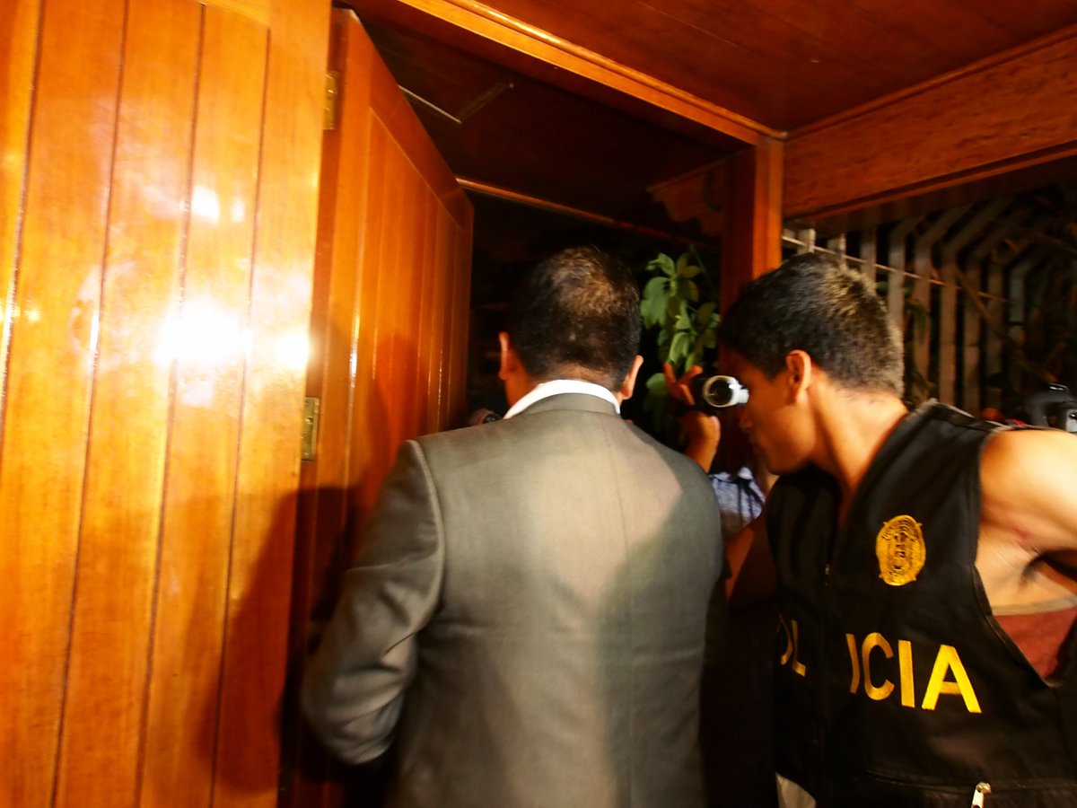 Registran La Vivienda Del Expresidente Peruano Toledo Por El Caso