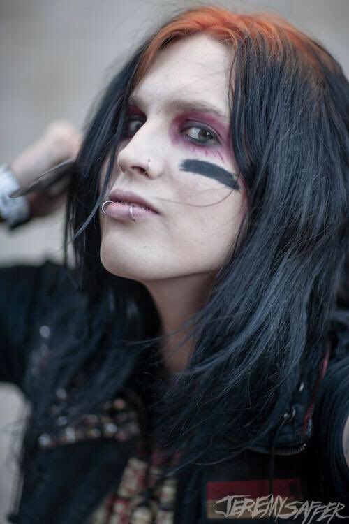 Max Green Falling In Reverse