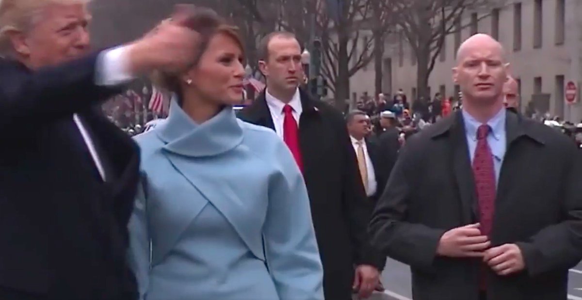 No, Donald Trump's bodyguard did NOT wear a fake arm. Here's why ...