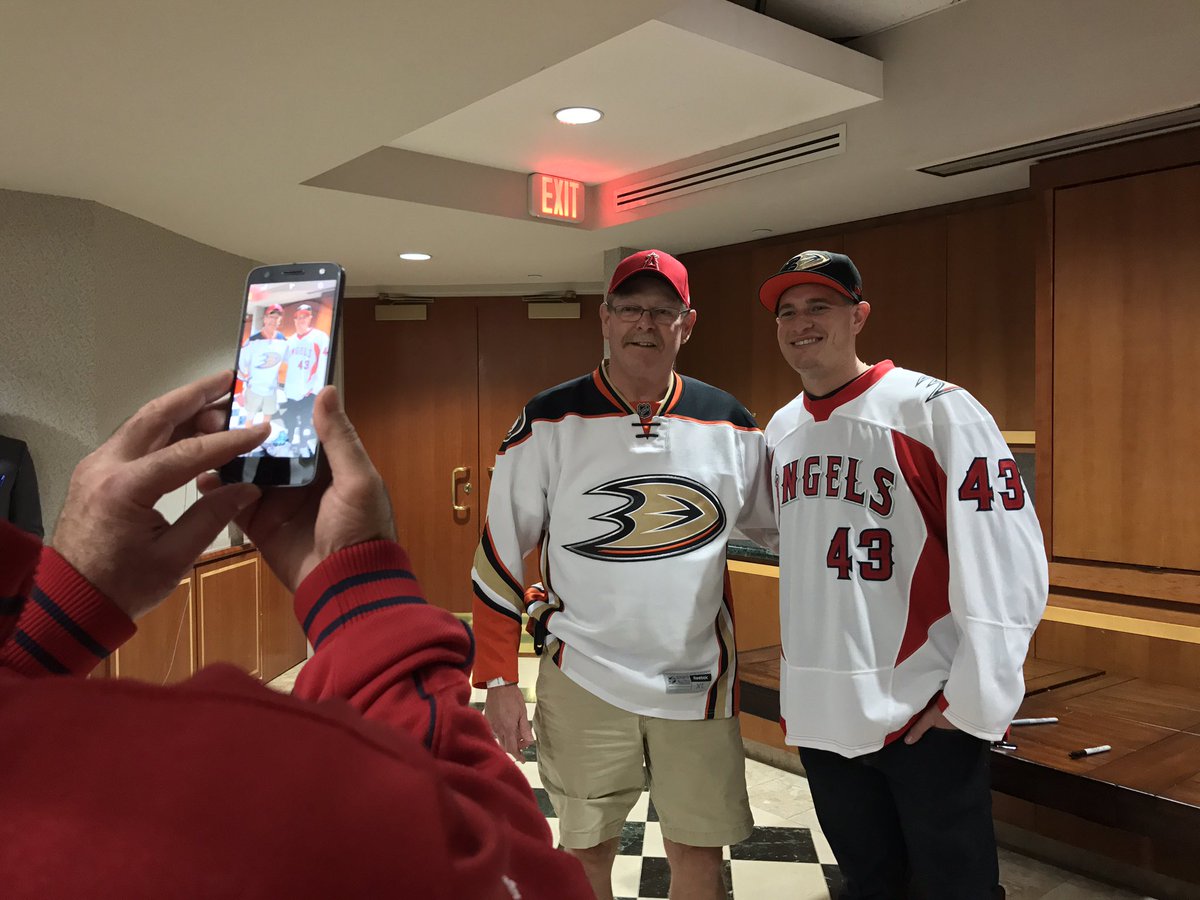Andrew (Pop_Drew17): Smile if you think #AngelsNight17 is awesome ...