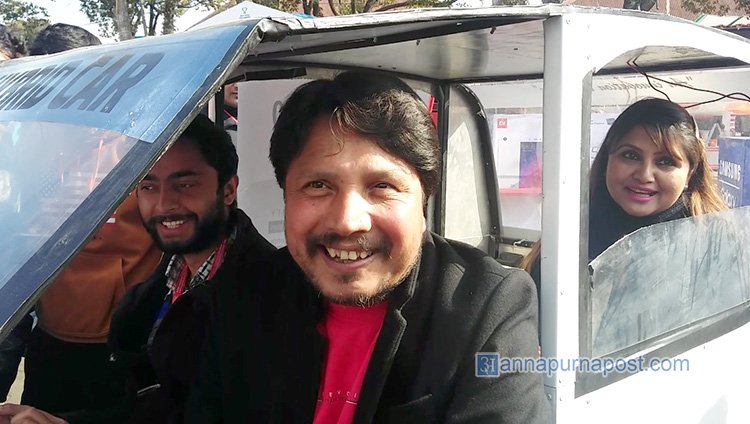 Annapurna Post on Twitter: "क्यान इन्फोटेकमा दीपक-दीपा सोलार कारमा सरर... (भिडियोसहित) https://t ...