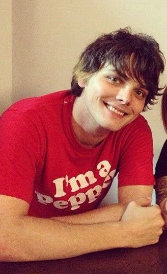 Gerard Way Smile