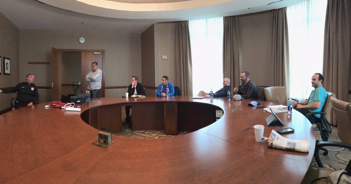 #USMNT head coach Bruce Arena speaks with the @FS1 crew ahead of # ...