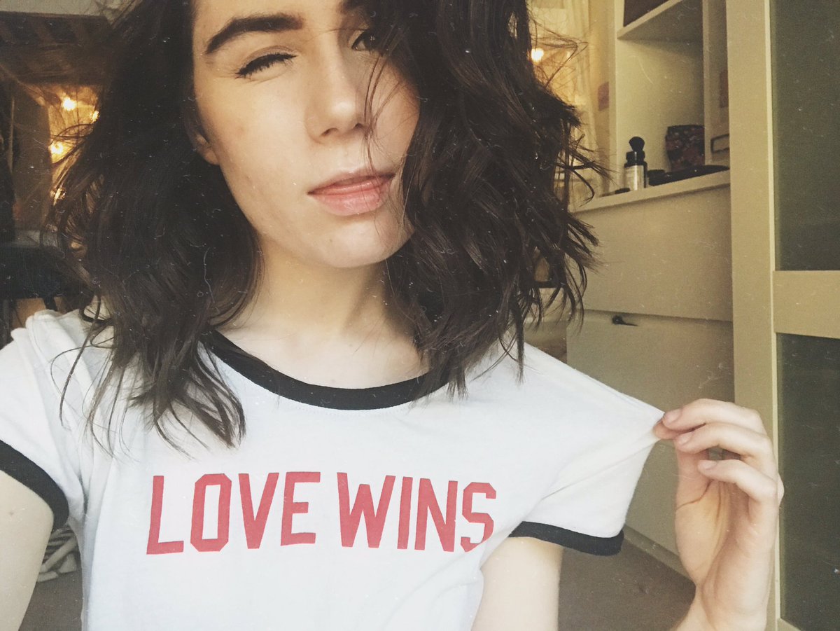 Lisa Begg's Instagram, Twitter & Facebook on IDCrawl