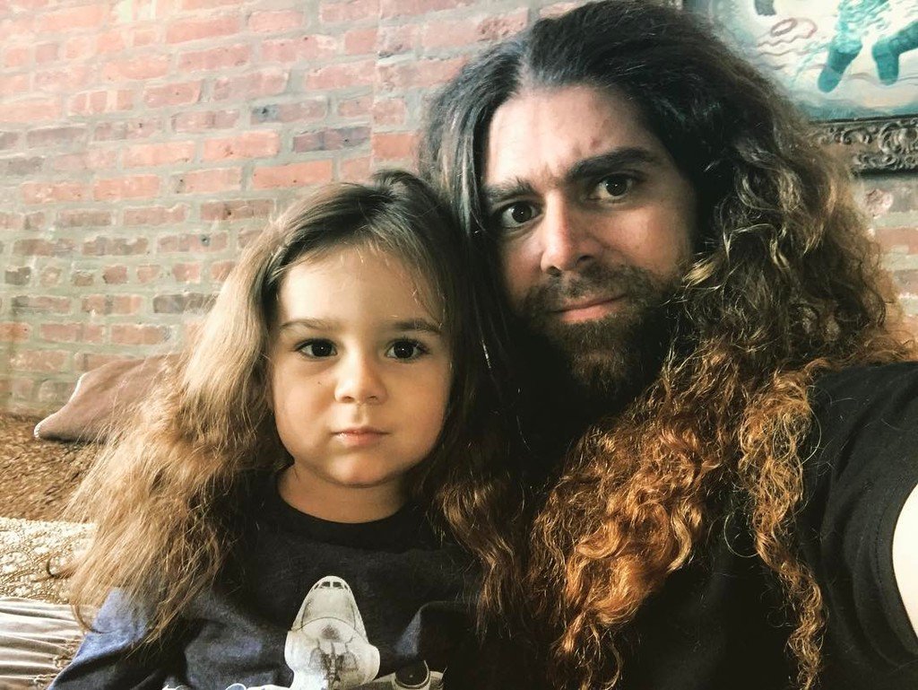 Boys with long hair are very cute and beautiful. : r/unpopularopinion